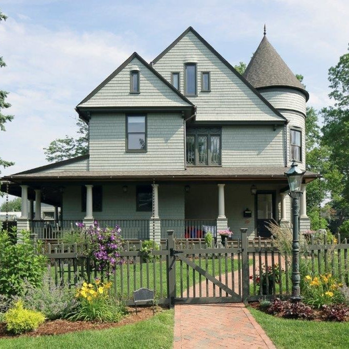 Victorian Turret - Photos & Ideas | Houzz