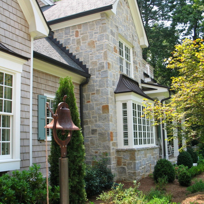 Bay Window Front - Photos & Ideas | Houzz