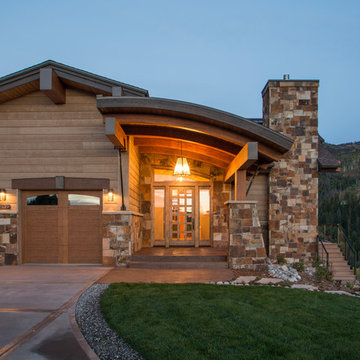 75 Beautiful Curved Roof Home Design Ideas & Designs | Houzz AU