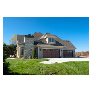 Waterleaf Exterior - Transitional - House Exterior - Milwaukee - by ...