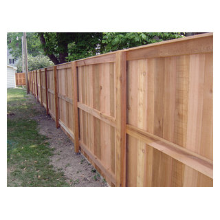 Western Red Cedar Privacy Fence with PostMaster® Steel Fence Post ...