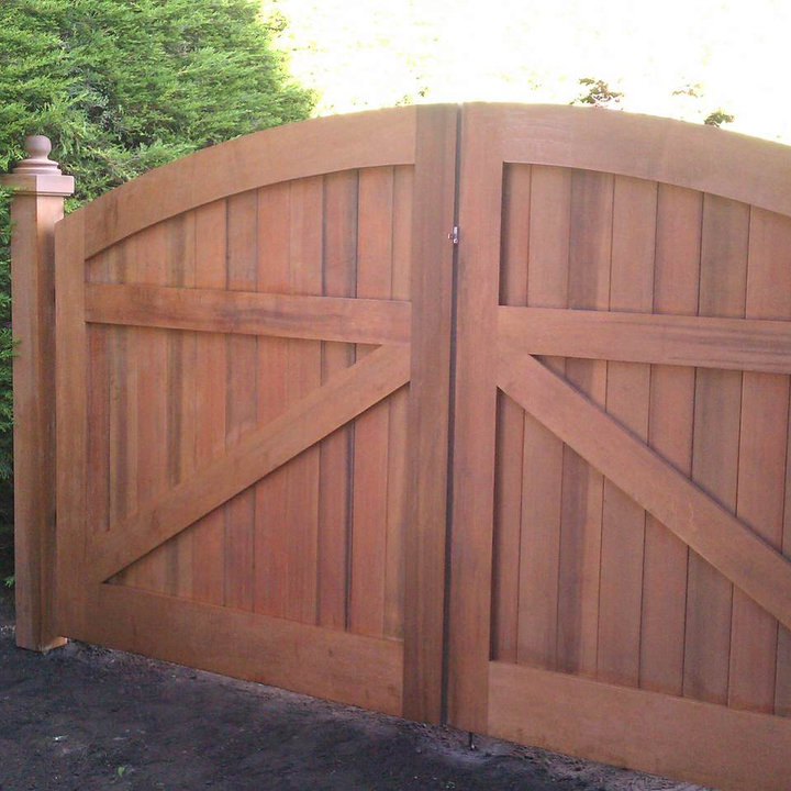Driveway Gate Ideas - Photos & Ideas | Houzz