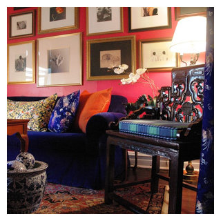 "A Backwards Glance" - Traditional - Family Room - Chicago - by Sanjay ...