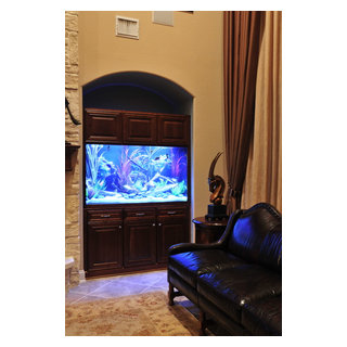 Aquarium in Entertainment Center Nook - Traditional - Family Room ...
