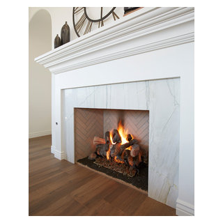 Calacatta Quartzite Fireplace Surround - Contemporary - Family Room ...