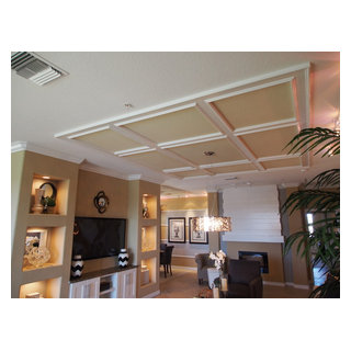 Ceiling Design with Moulding - Modern - Wohnzimmer - Tampa - von Green Tree Millwork Inc. | Houzz