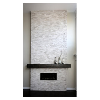 Contemporary floor to ceiling fireplace - Contemporary - Family Room ...