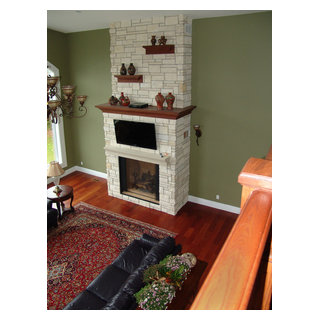 Country Kitchen in Cambridge - Traditional - Family Room - Toronto - by ...