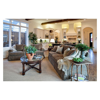 Devonshire_Custom Home_Traditional - Traditional - Family Room - Dallas ...