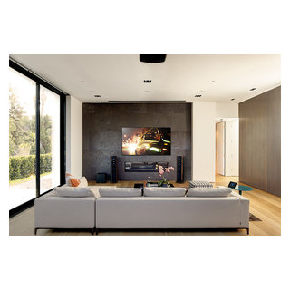 FAMILY ROOMS - Modern - Family Room - Los Angeles - by Magnolia Design ...