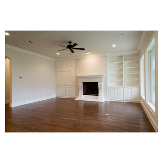 Fondren - Traditional - Family Room - Dallas - by Canterbury Custom ...