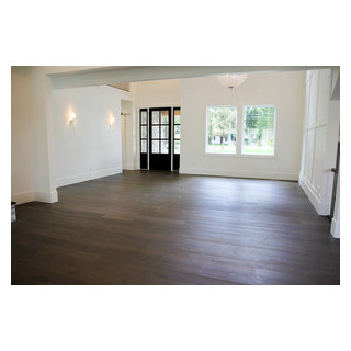 Front Enterance into Great Room - Farmhouse - Family Room - Vancouver ...