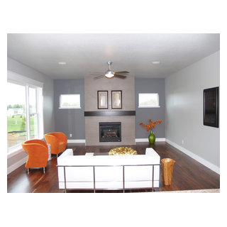 Legend II - Contemporary - Family Room - Cedar Rapids - by First ...