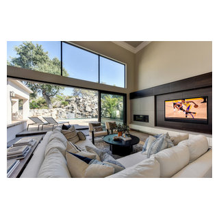 Los Lagos Modern Renovation-Award Winner - Contemporáneo - Sala de ...