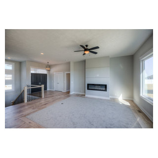 New Fieldstone Ranch Plan - Family Room - Omaha - by Landmark ...