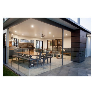 Silver Travertine Flooring with Dekton, Neolith and Granite ...