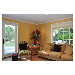 Sitting area off the kitchen - Contemporary - Family Room - San ...