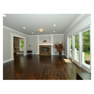 Thorman Lane - Traditional - Family Room - New York - by Paul Porco ...