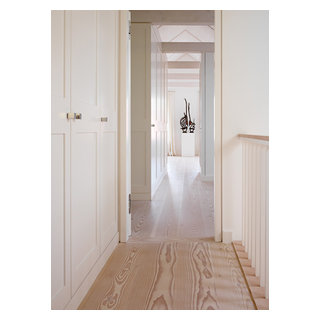 Haus am Schloss - Transitional - Hall - Munich - by Hannes Rössler ...