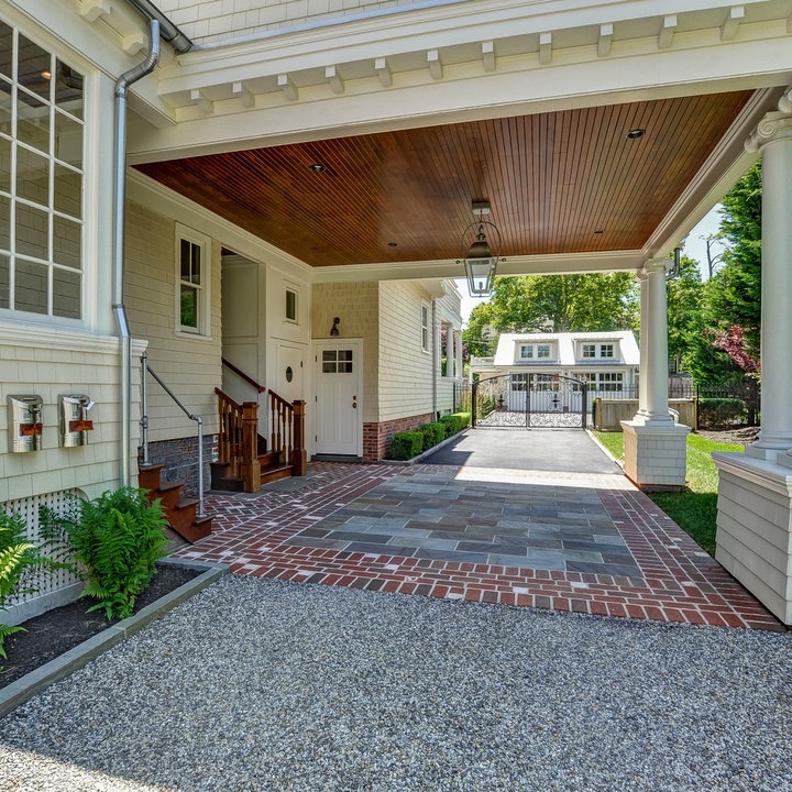 75 Beautiful Victorian Garage Ideas and Designs - December 2022 | Houzz UK