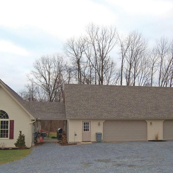 Detached Garage Breezeway - Photos & Ideas | Houzz