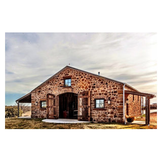 Bar Triangle Ranch - Rustic - Garage - Austin - by National Association ...