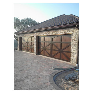 Cedar wood overhead garage doors - Rustic - Garage - Austin - by Cedar ...