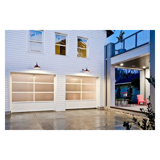 Clopay Avante Collection Garage Doors - Farmhouse - Garage - Cincinnati ...