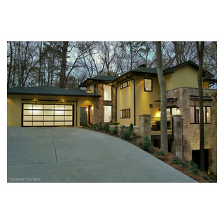 Clopay Avante Collection Glass Garage Door - Contemporary - Garage ...