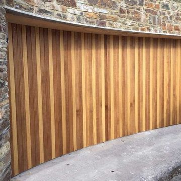 Curved Garage Doors - Photos & Ideas | Houzz