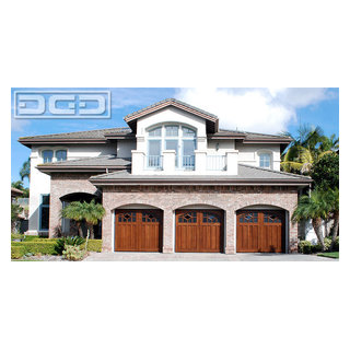 Custom Wood Garage Doors With Diamond Pattern Designer Glass Cluster ...