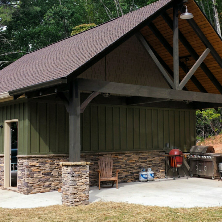 Custom Detached Garage - Photos & Ideas | Houzz