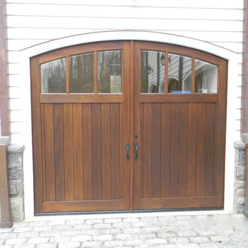 Split Garage Door - Photos & Ideas | Houzz