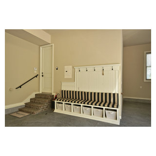 Garage Drop Zone - Traditional - Garage - Charlotte - by JOHN RICHARDS ...