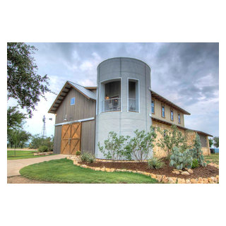 High Ridge Ranch Barn - Traditional - Garage - Austin - by Burleson ...