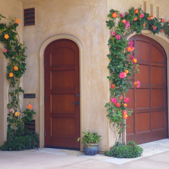 75 Mediterranean Garage Ideas You'll Love - July, 2022 | Houzz