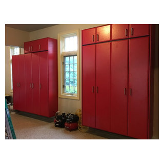 Racing Red Garage storage - Traditional - Garage - Bridgeport - by ...