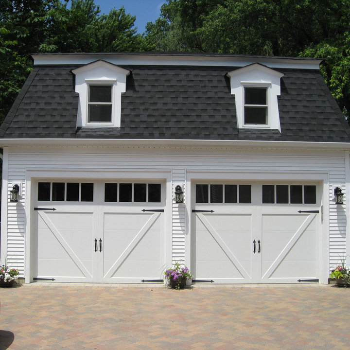 Colonial Style Garage - Photos & Ideas | Houzz