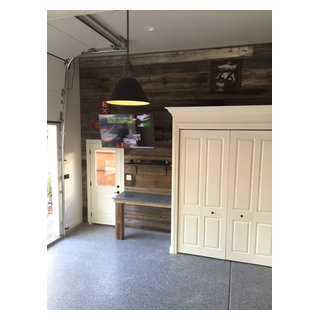 Rustic Garage - Rustic - Garage - Chicago - by Bella Luxe Home Design ...