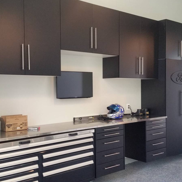 75 Modern Garage Ideas You'll Love - December, 2024 | Houzz