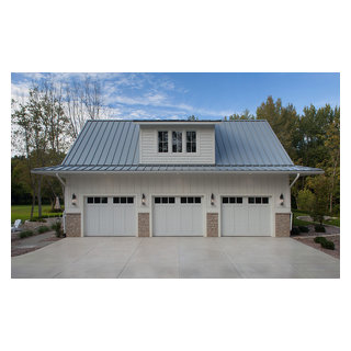 Yates - Transitional - Garage - Grand Rapids - by Visbeen Architects ...