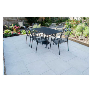 Elliptical Garden - Contemporary - Patio - Gloucestershire - by George ...
