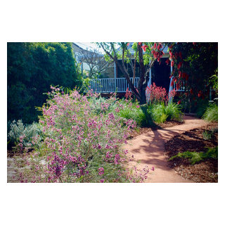 Fremantle Native and Recycled - Traditional - Landscape - Perth - by ...