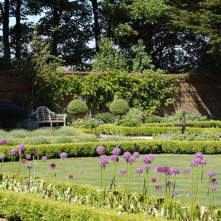 Georgian Garden - Photos & Ideas | Houzz