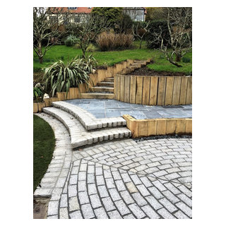 Gwel-an-mor - Beach Style - Landscape - Cornwall - by Contec SW Ltd | Houzz