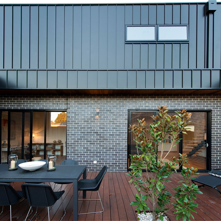 75 Beautiful Colorbond Cladding Home Design Ideas & Designs | Houzz AU