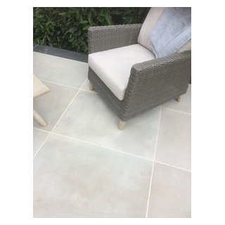 Kebur Contempo Pearl White Sandstone - Contemporary - Garden ...