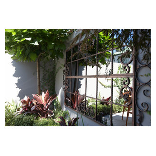 Paddington Scenic Blue Design - Contemporary - Landscape - Sydney - by ...