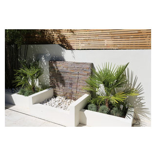 Small modern garden landscaping in Clapham - Contemporary - Landscape ...