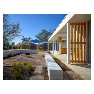 Torrens Valley House - Contemporary - Landscape - Adelaide - by ...